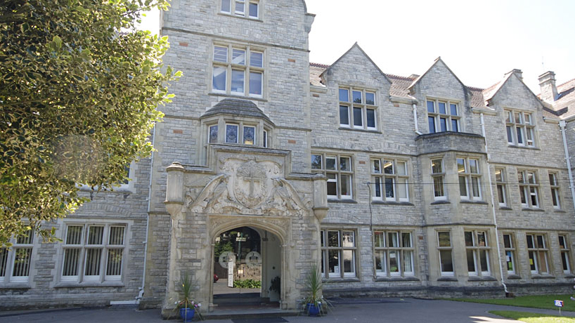 AECC University College - Career Assistant